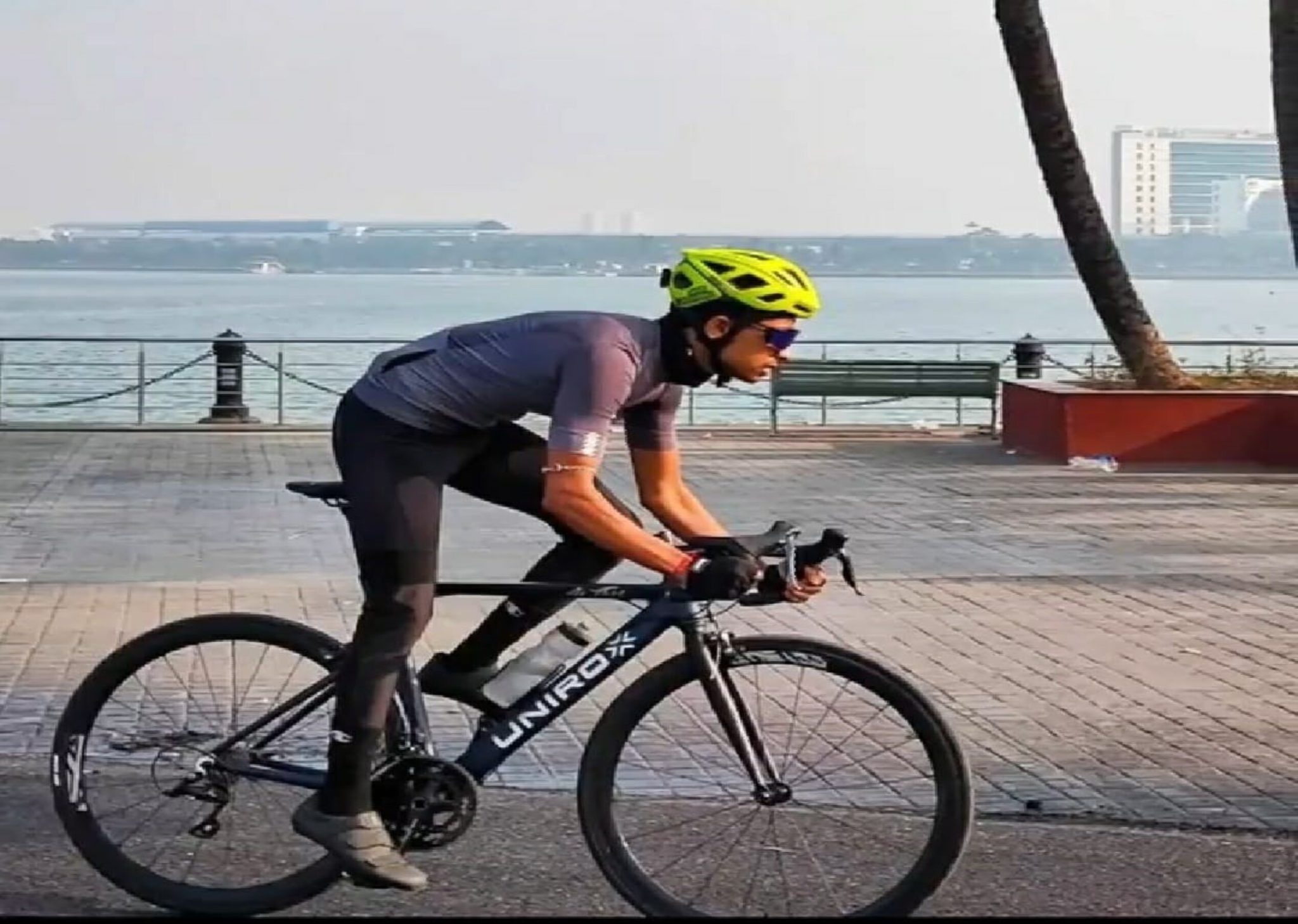 UNIROX Bike | Buy one of India's best & most affordable world-class ...