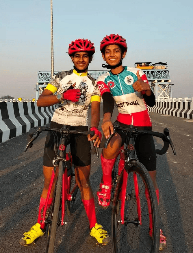 Manju Shah & Kajal Roy - With Unirox AeRoad – UNIROX